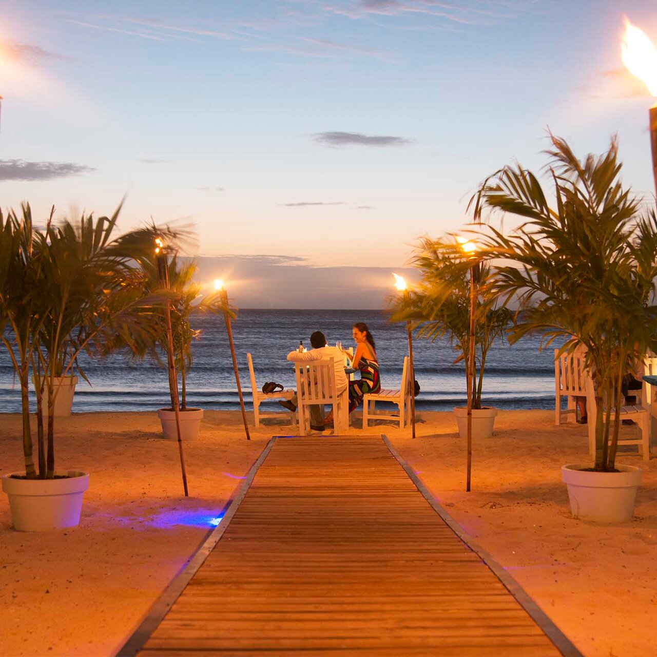 Pure Ocean Aruba - Beachfront dining restaurant on Palm Beach