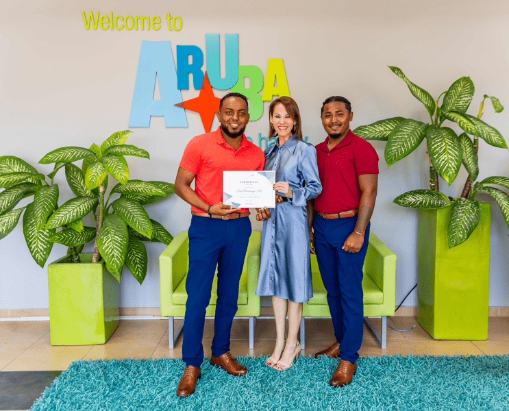 A.T.A.: Cera Conoci cu e Ganadornan Di Aruba Signature Experiences ...