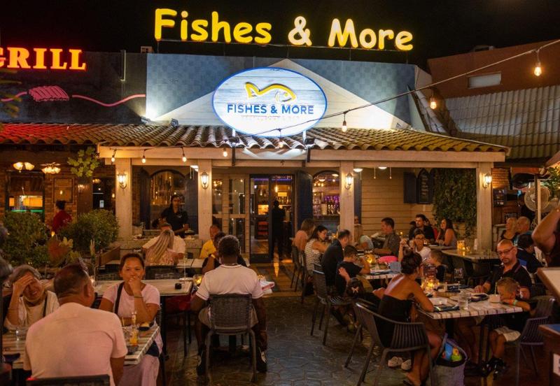 All-Night Early Bird Special for Locals of Aruba at Fishes and More!