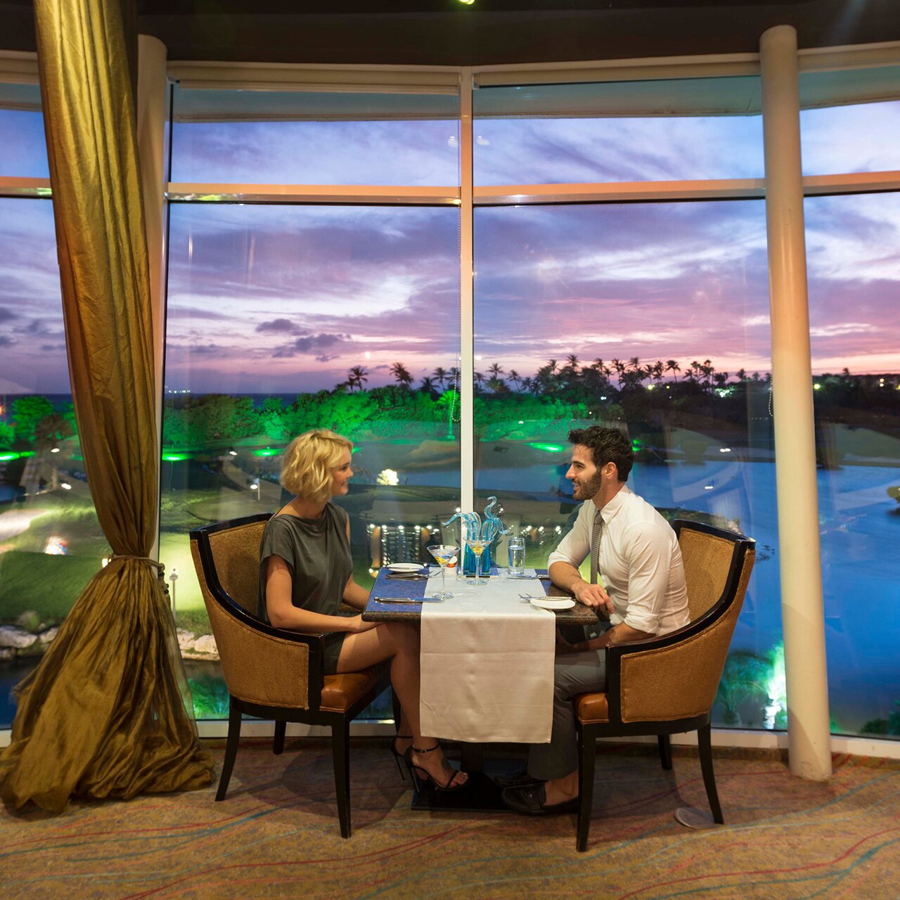 Elegant Steak & Fish Restaurants in Aruba - Windows on Aruba