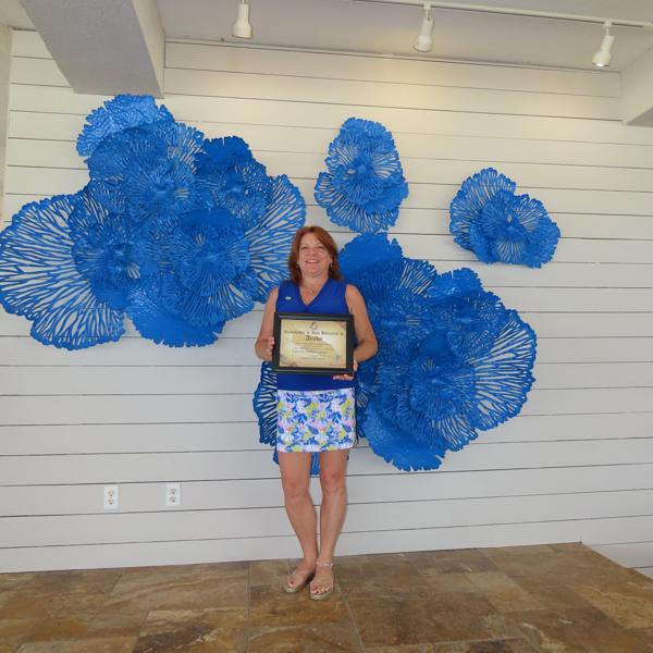 Aruba Tourism Authority Honors Loyal Visitor Ms. Linda Alberque at Divi ...